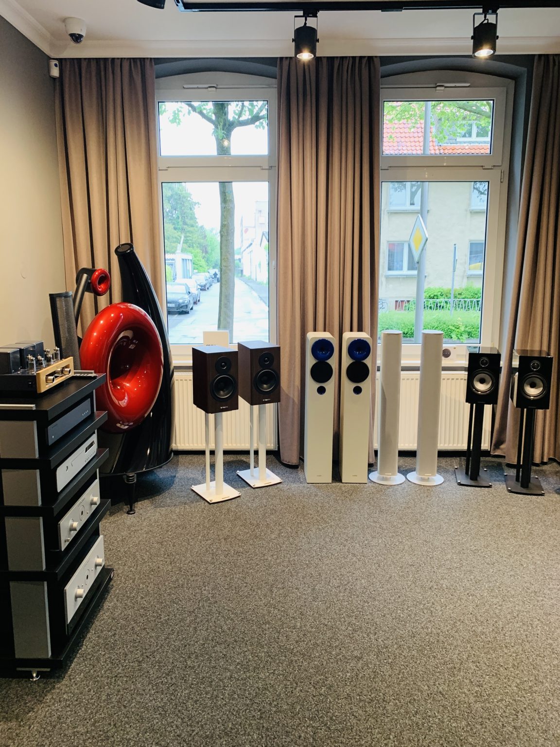 Unsere Leistungen - Hifi Studio Helmig GmbH